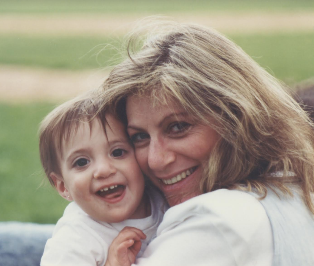 Jessica Kalisch Running New York City Marathon for Mom